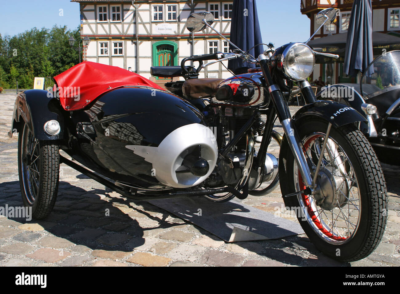 Vintage motor bike and sidecar hi-res stock photography and images - Alamy