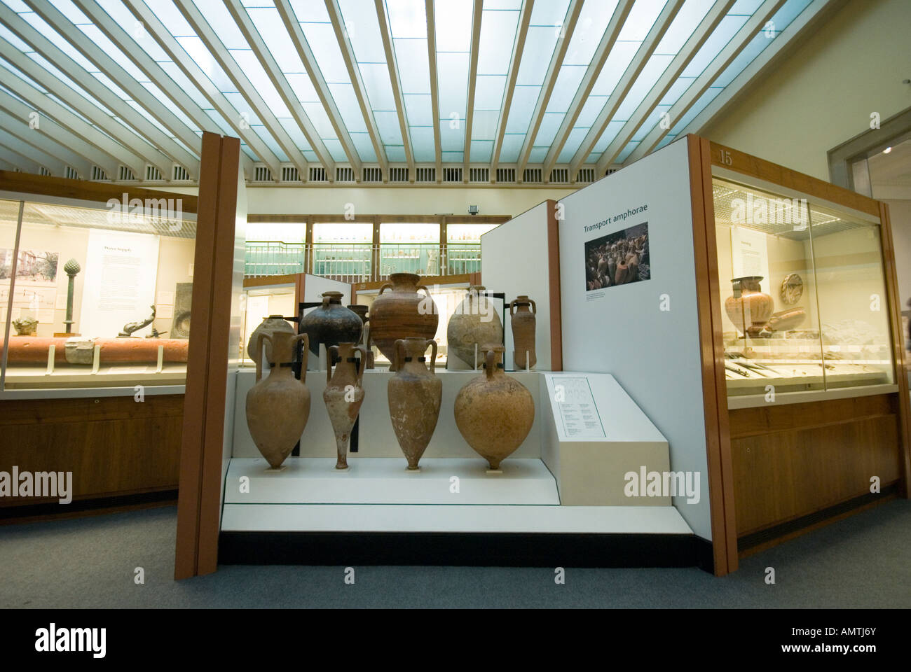 British museum london pottery hi-res stock photography and images - Alamy