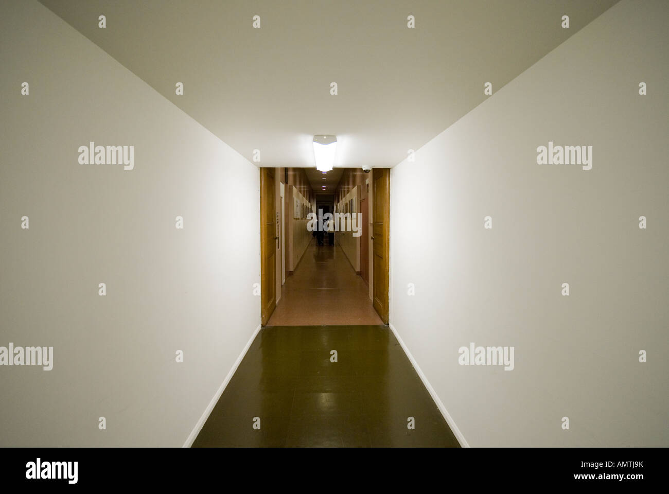 British Museum corridor with white wall London Stock Photo - Alamy