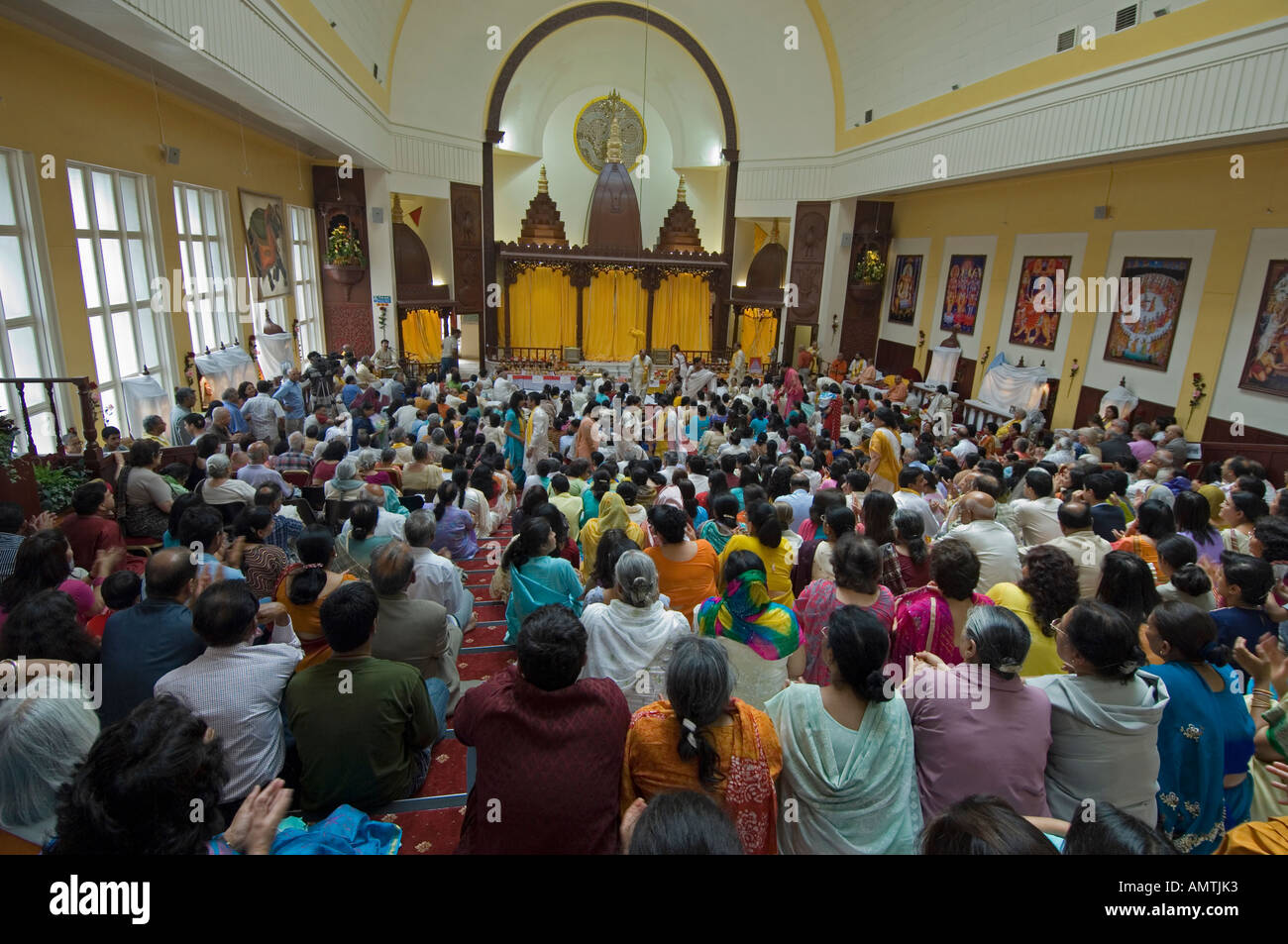 Devotees in Hindu temple Stock Photo - Alamy