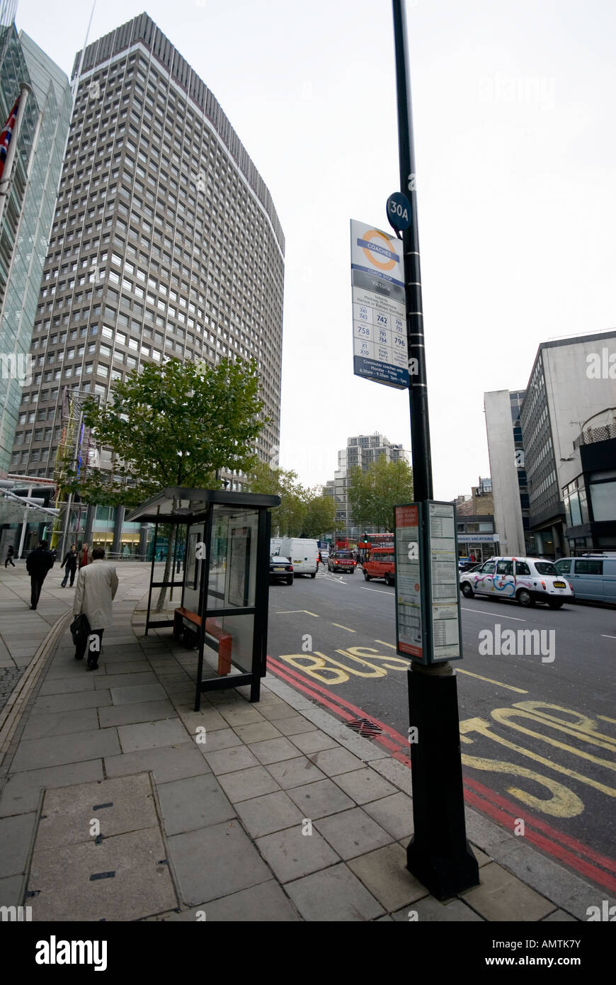 Victoria bus stop London Stock Photo - Alamy