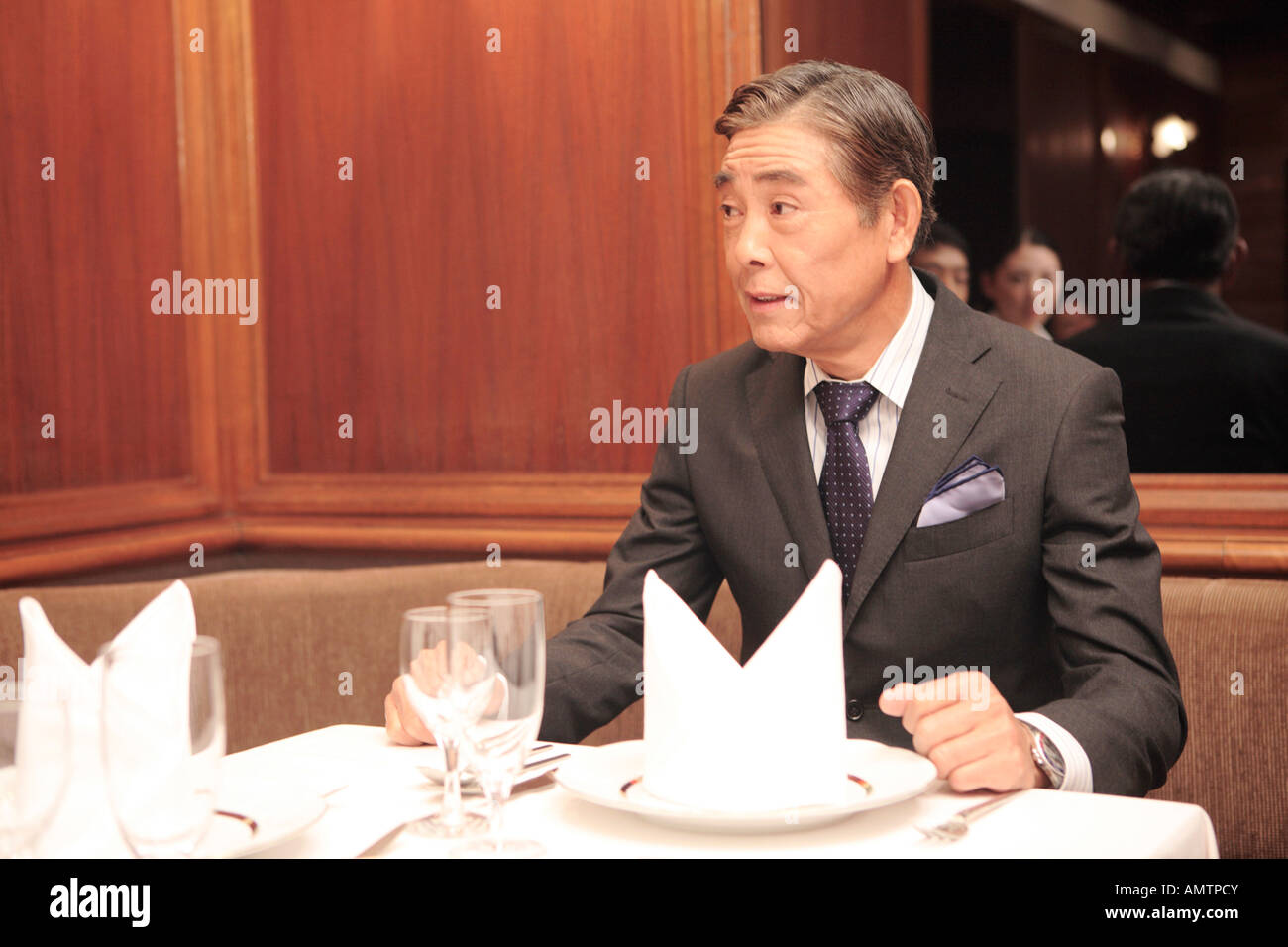 Portrait of Japanese office worker Stock Photo - Alamy