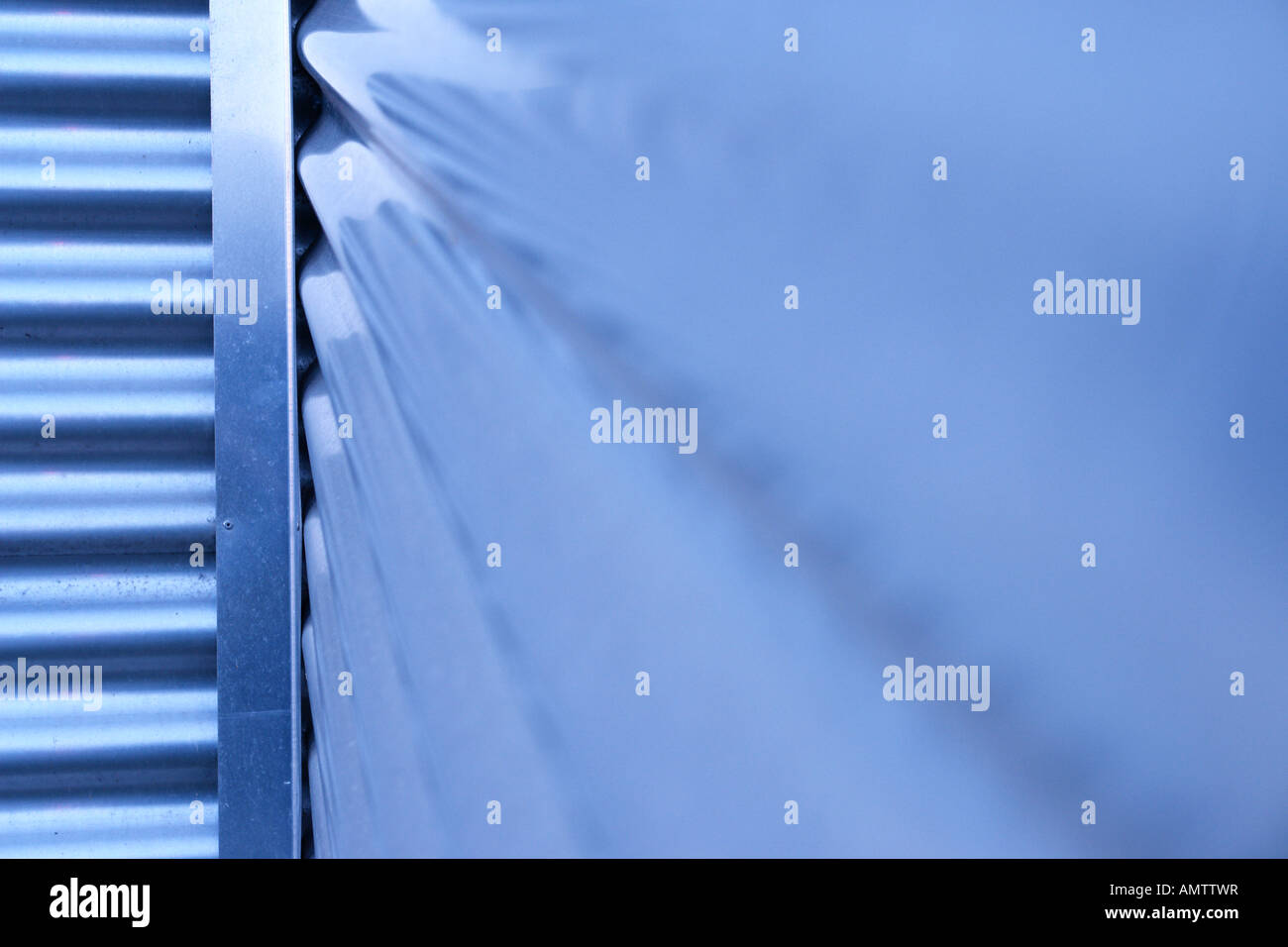 Wellblechdach hi-res stock photography and images - Alamy
