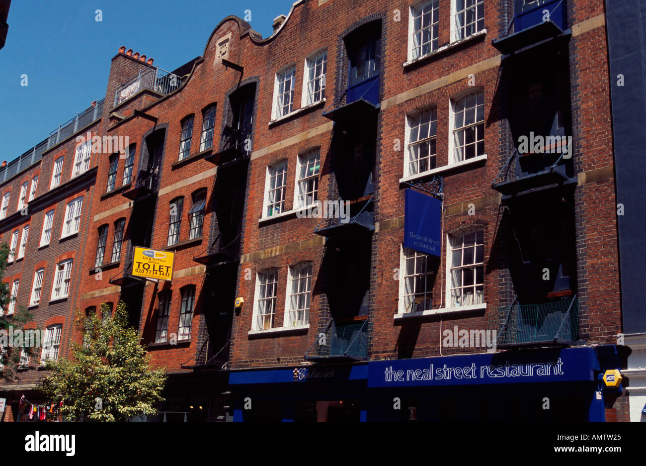 London covent garden offices hi-res stock photography and images - Alamy