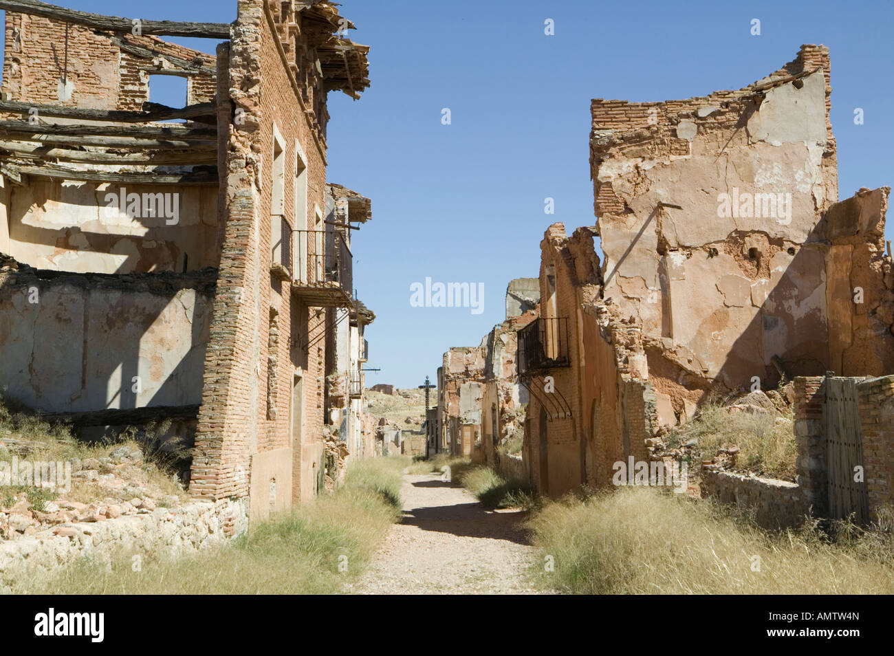 Devastation civil war hi-res stock photography and images - Alamy