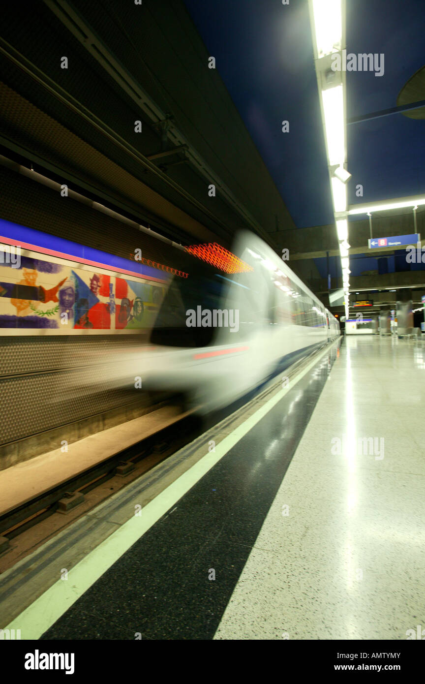 Madrid metro units in circulation Stock Photo - Alamy