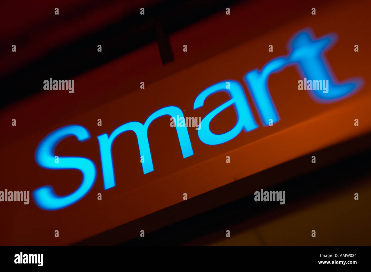 Word smart hi-res stock photography and images - Alamy