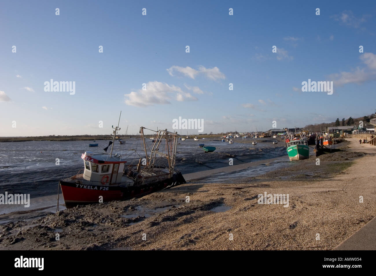Leigh on Sea and River Thames estuary at low tide Stock Photo - Alamy