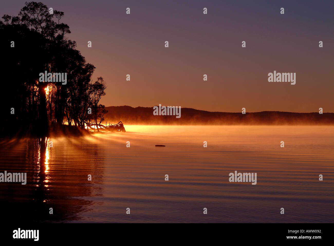 Lake cootharaba hi-res stock photography and images - Alamy