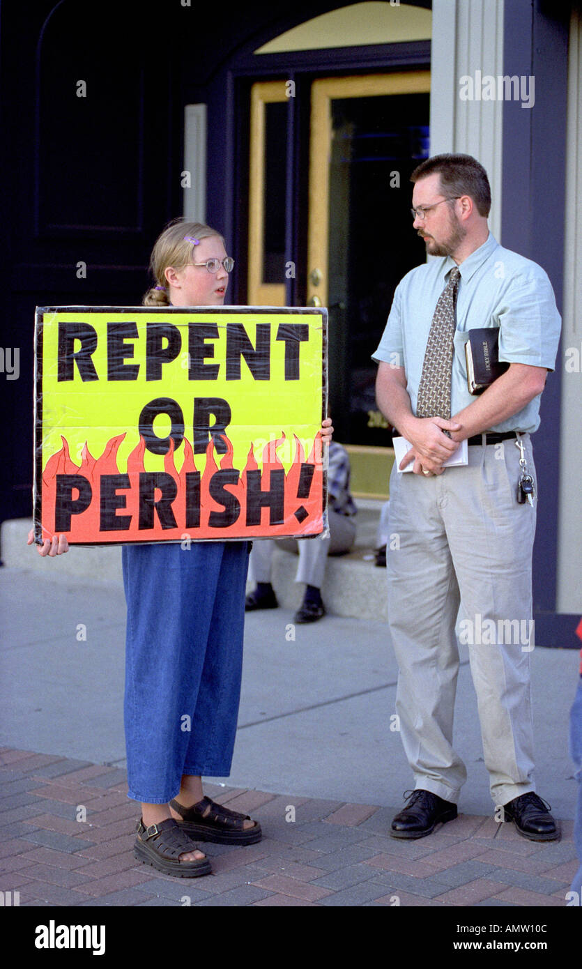 Michigan protests hi-res stock photography and images - Alamy