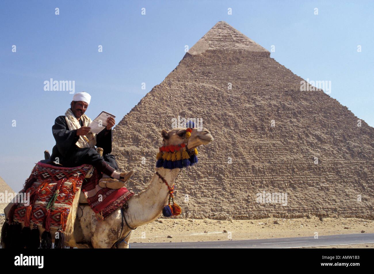 Reader Giza Egypt Stock Photo - Alamy