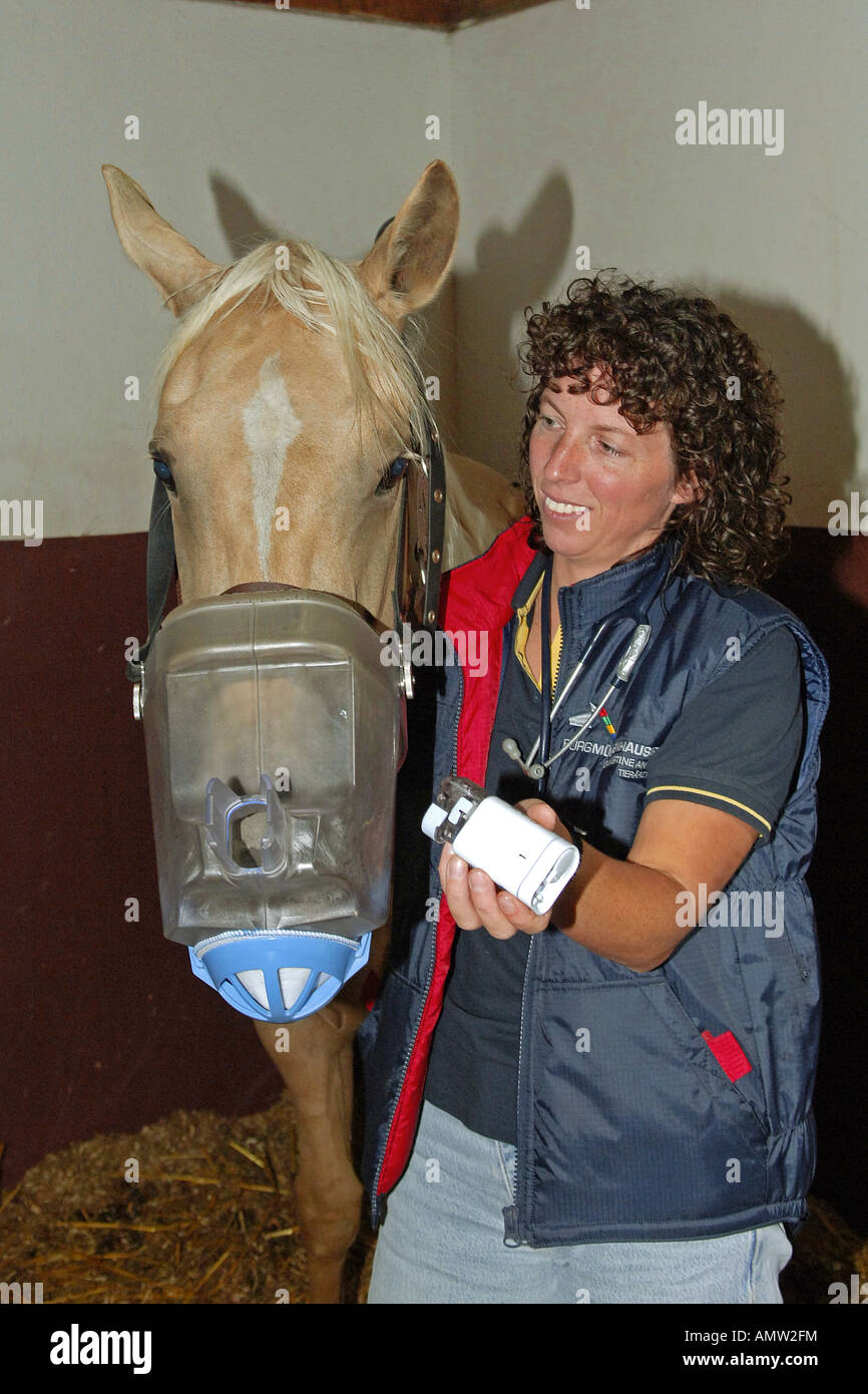 Inhalation machine hi-res stock photography and images - Alamy