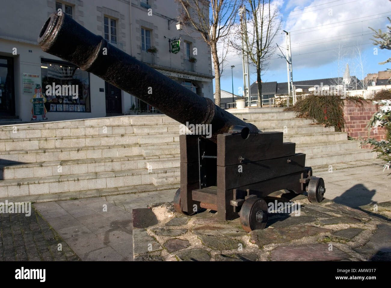 Old Fashioned Canon in redon brittany Stock Photo - Alamy