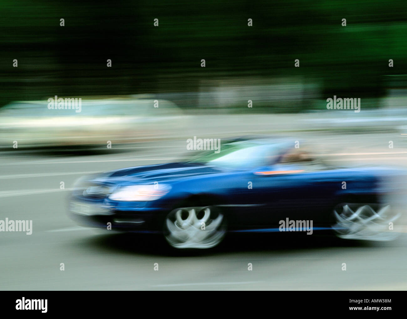 Driving mercedes benz hi-res stock photography and images - Alamy