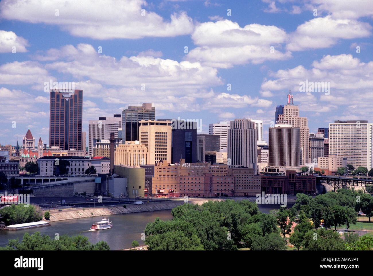 SKYLINE OF ST.PAUL, MINNESOTA AND THE MISSISSIPPI RIVER. SUMMER Stock ...