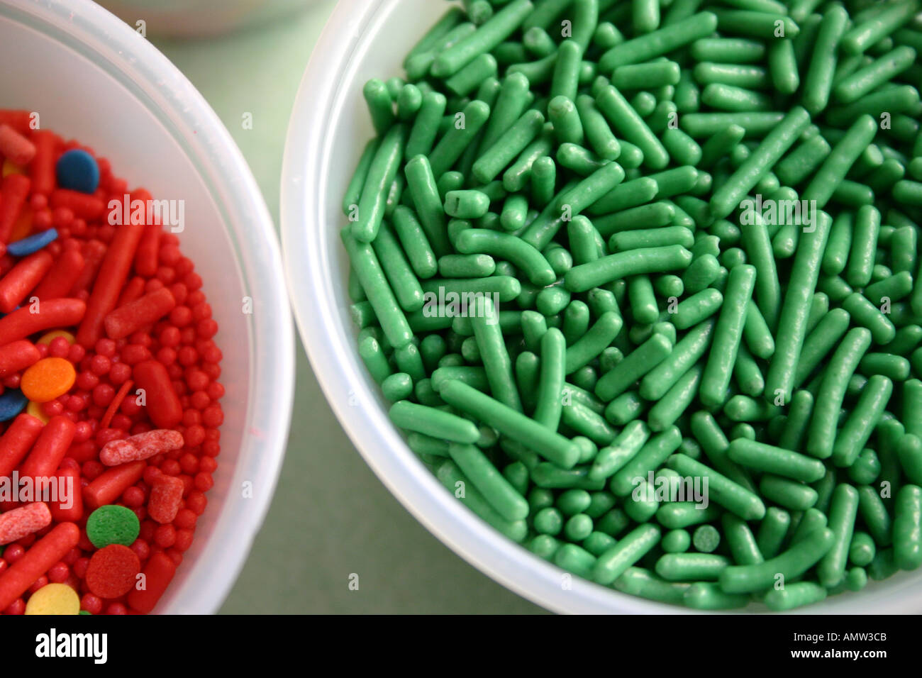 Green sprinkle cookie christmas hi-res stock photography and images - Alamy