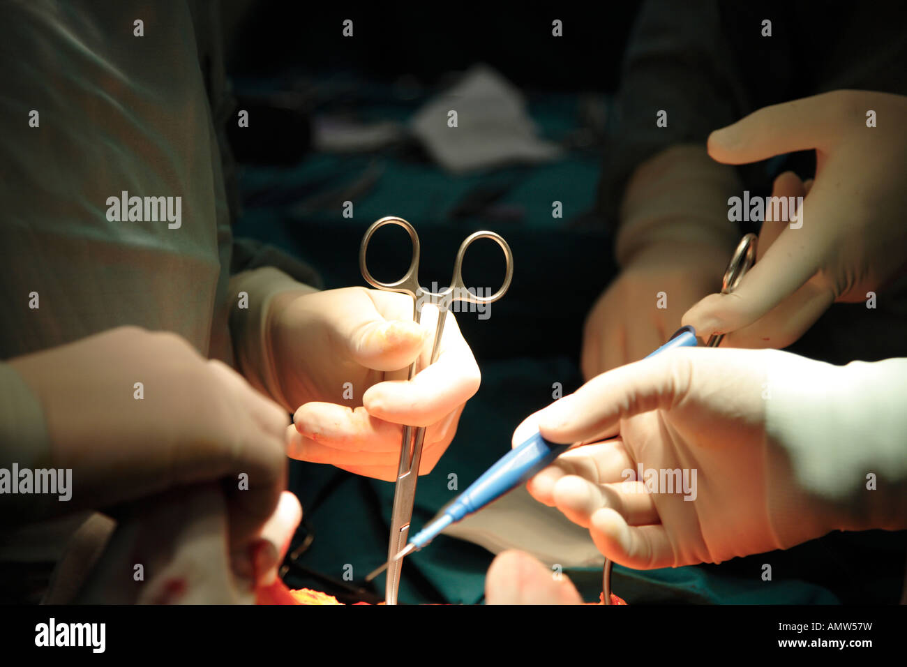 Electrical surgical instruments hi-res stock photography and images - Alamy