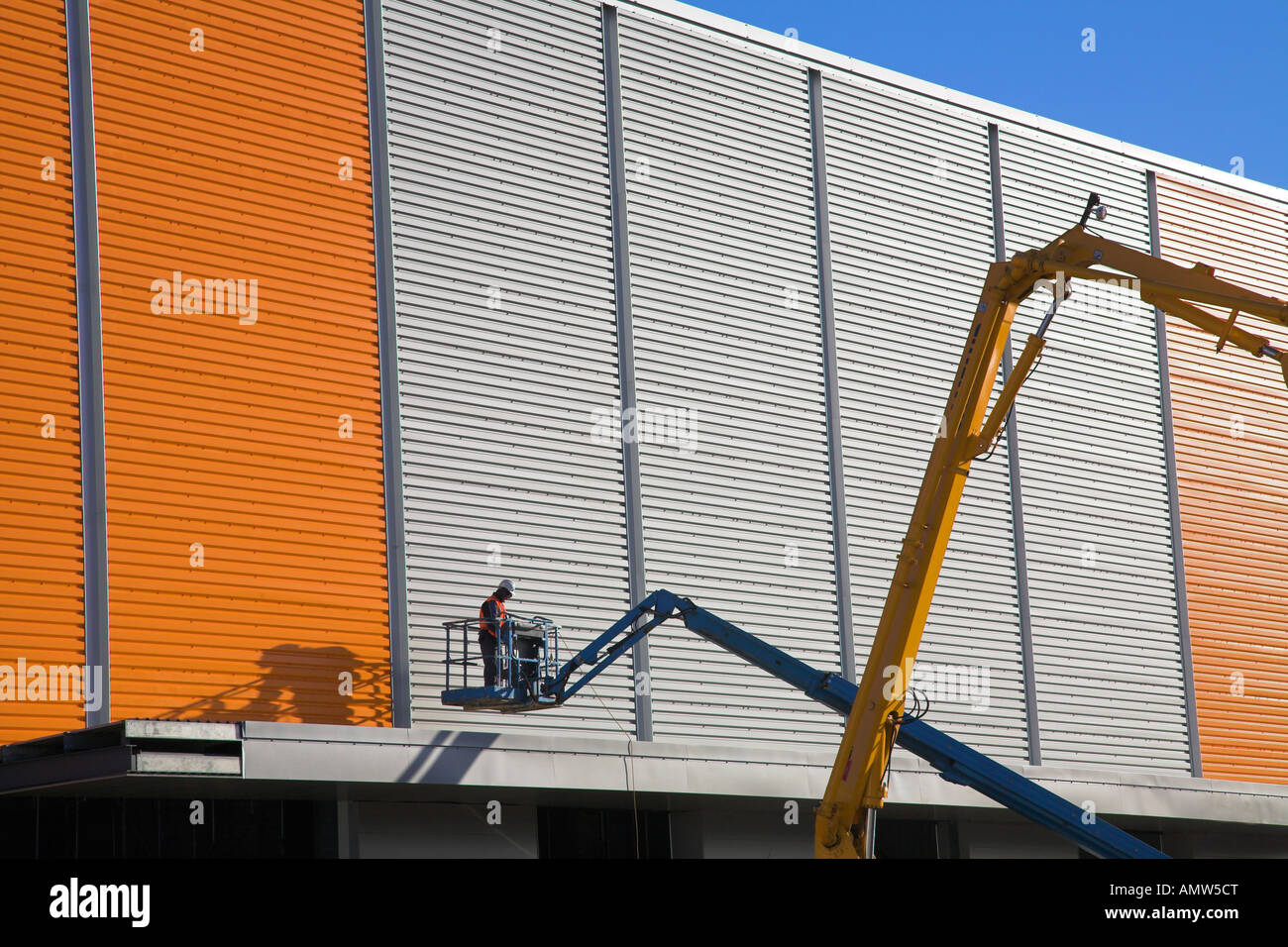 Construction of a new warehouse Stock Photo - Alamy