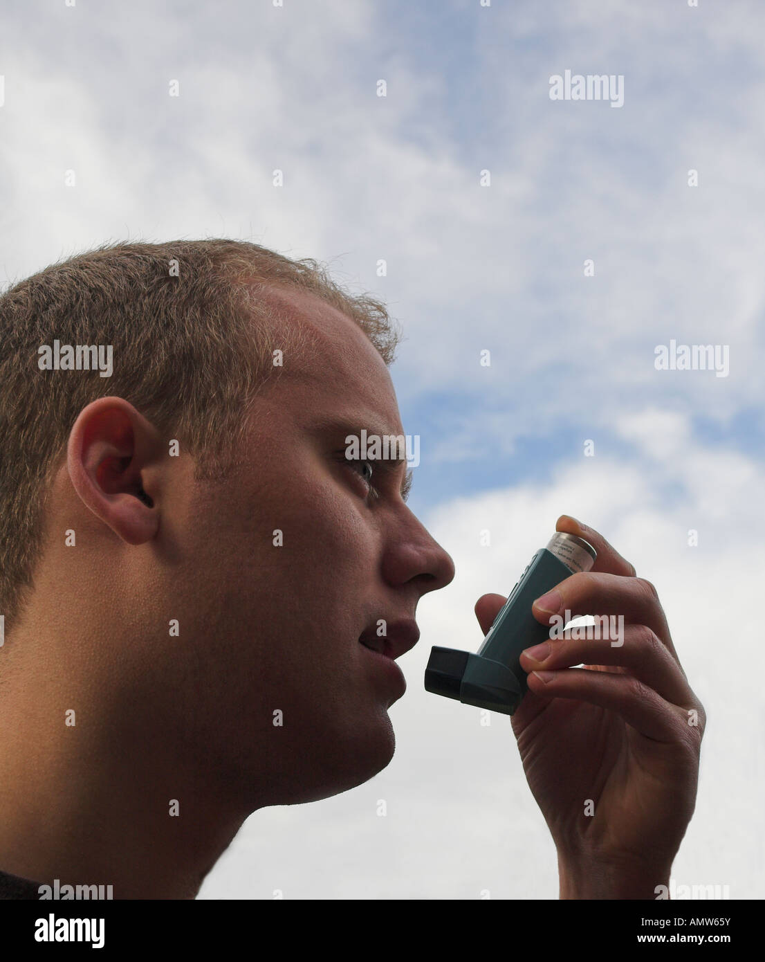 Man respire hi-res stock photography and images - Alamy