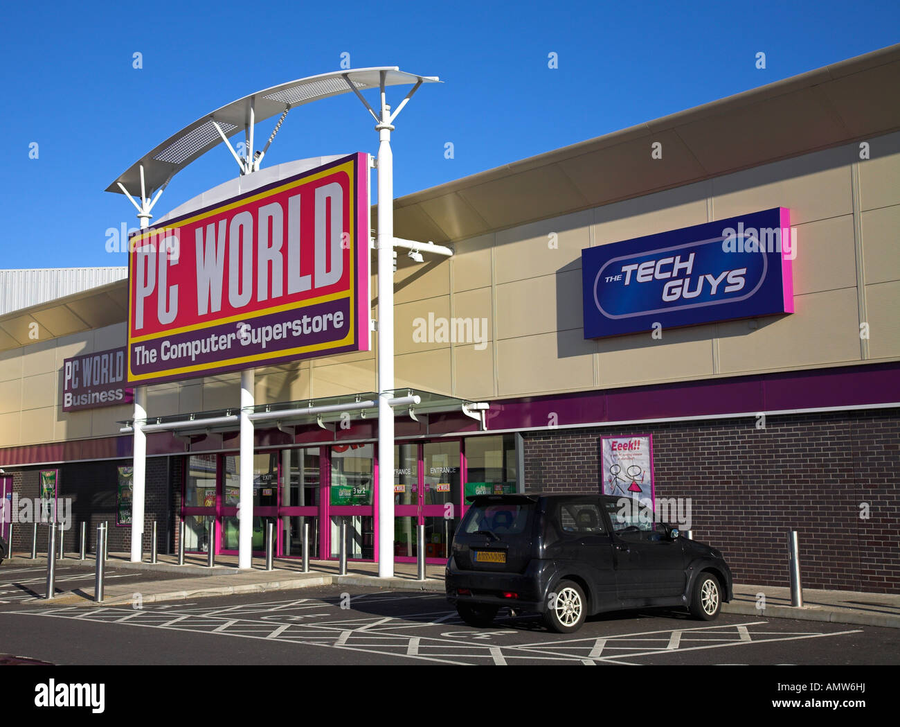 Computer superstore hi-res stock photography and images - Alamy