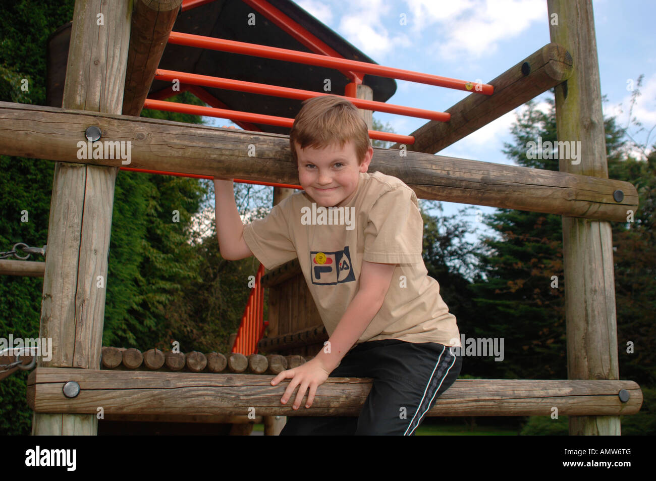 Climbing a beam hi-res stock photography and images - Alamy