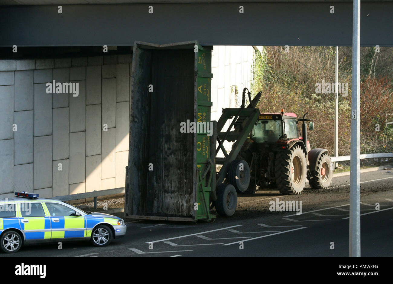 Red tractor farm uk wales hi-res stock photography and images - Alamy