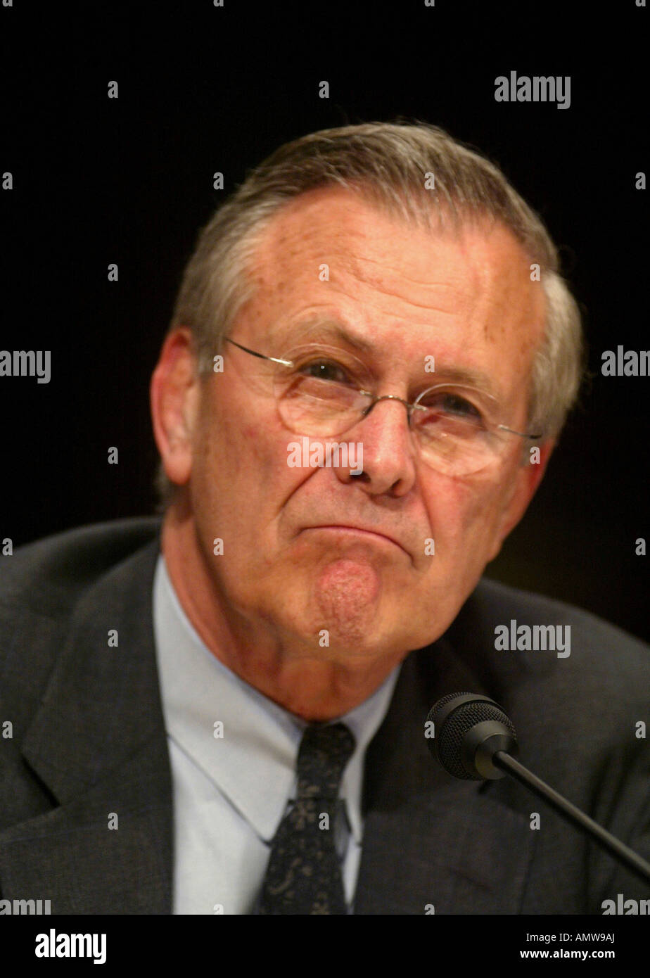 Donald rumsfeld hi-res stock photography and images - Alamy