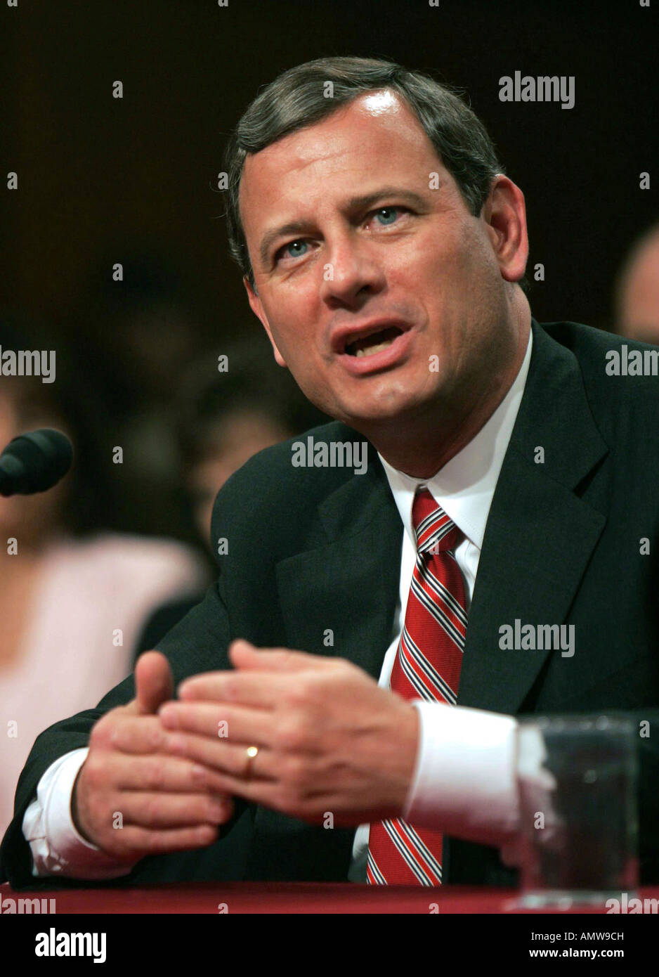 Chief justice john roberts hi-res stock photography and images - Alamy