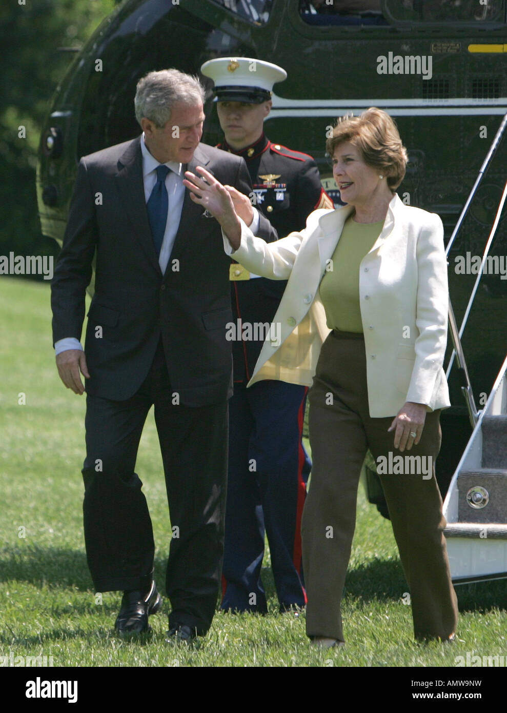 Laura bush hi-res stock photography and images - Alamy