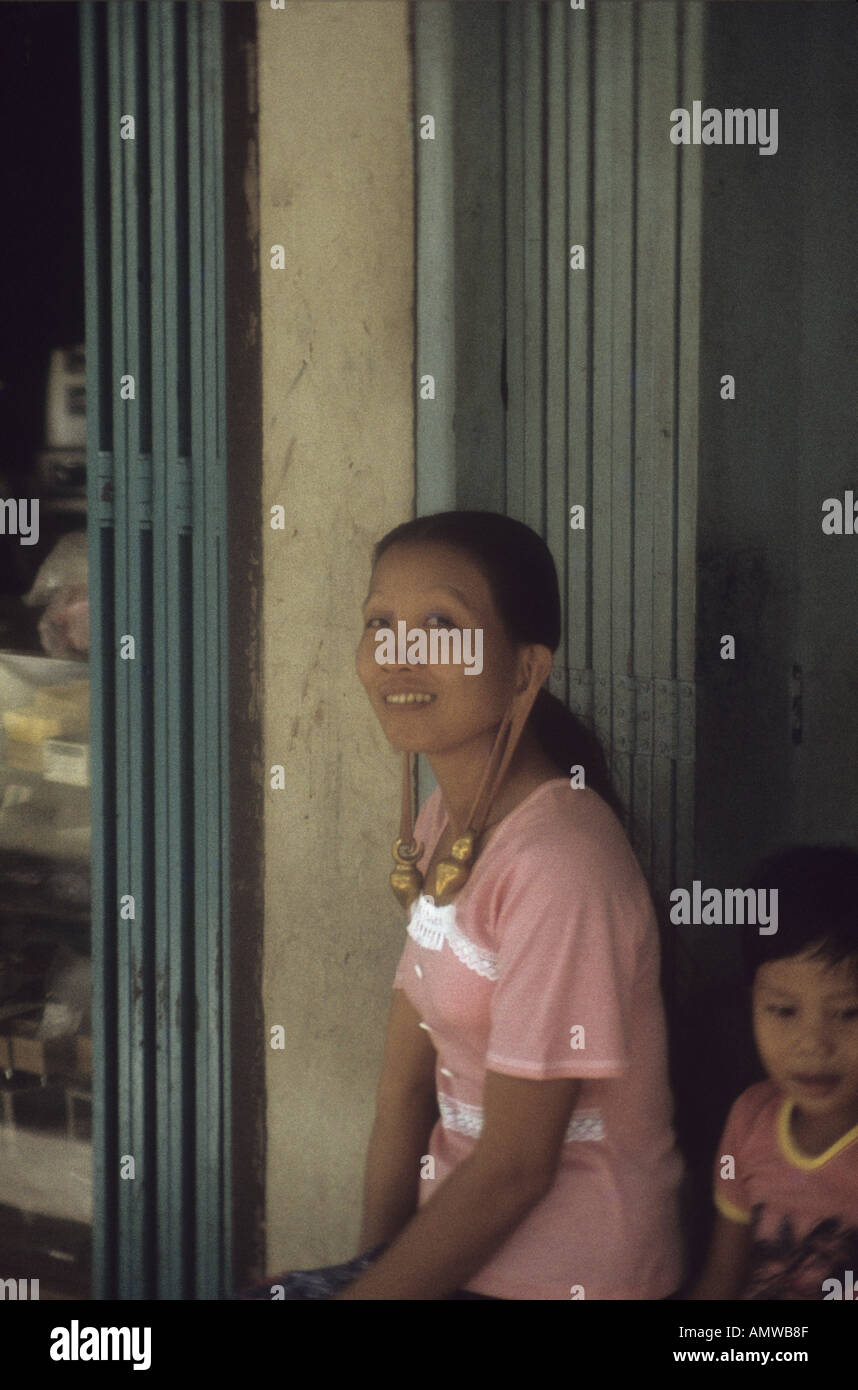 Elongated earlobes hi-res stock photography and images - Alamy