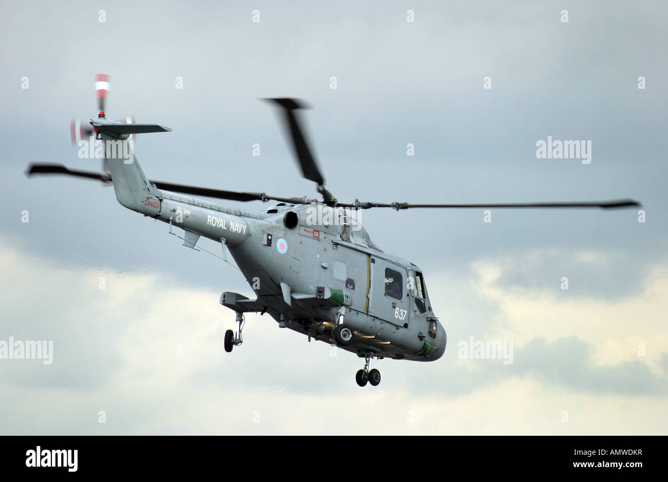 Military helicopter dramatic hi-res stock photography and images - Alamy