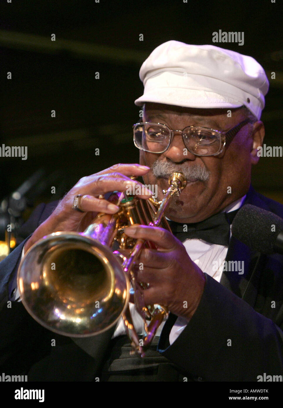 Clark terry hi-res stock photography and images - Alamy
