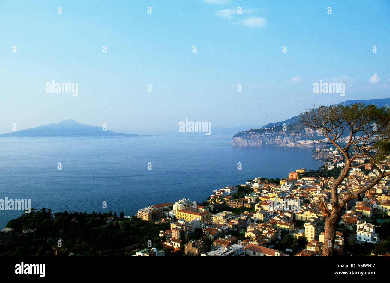 Mount Vesuvius seen across the Bay of Naples Stock Photo - Alamy