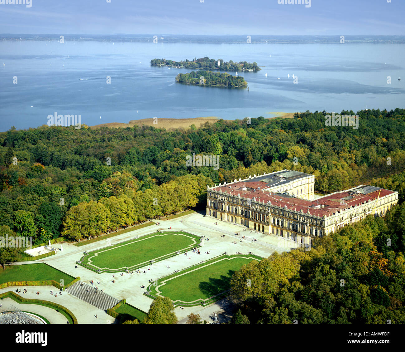 Royal castle of herrenchiemsee hi-res stock photography and images - Alamy