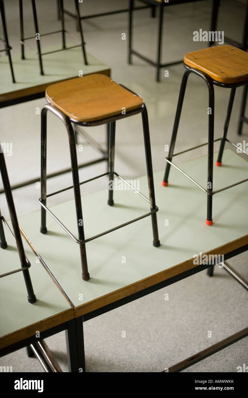 Lab benches hi-res stock photography and images - Alamy
