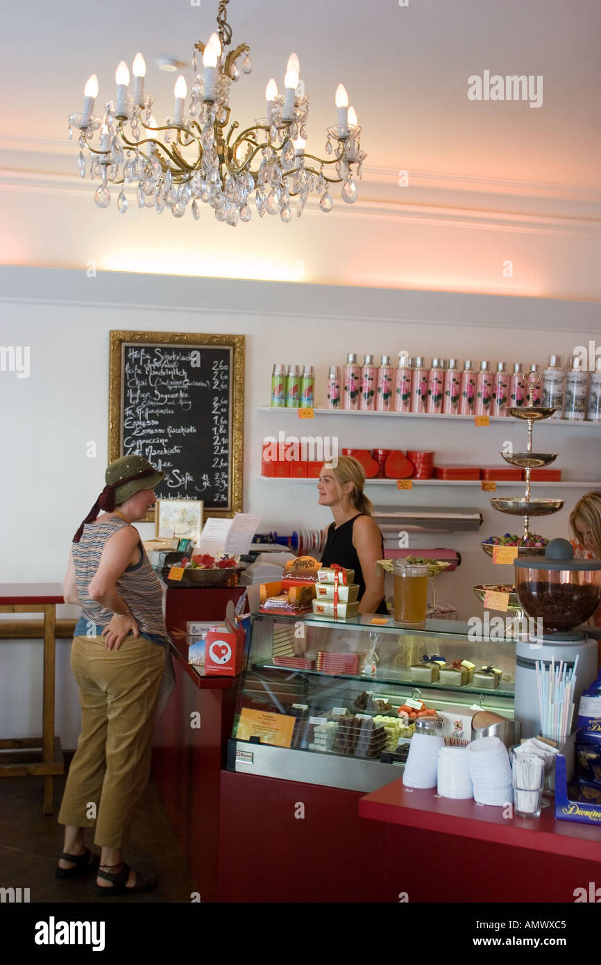 Glockenbachviertel munich cafe hi-res stock photography and images - Alamy