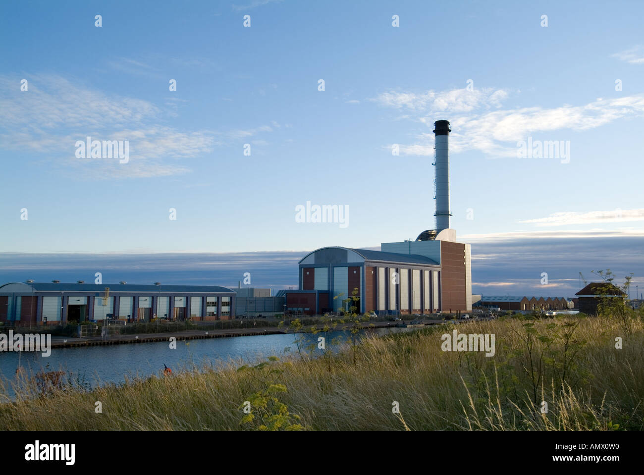 Shoreham power station using sea water cooling 400MW gas turbine CCGT ...