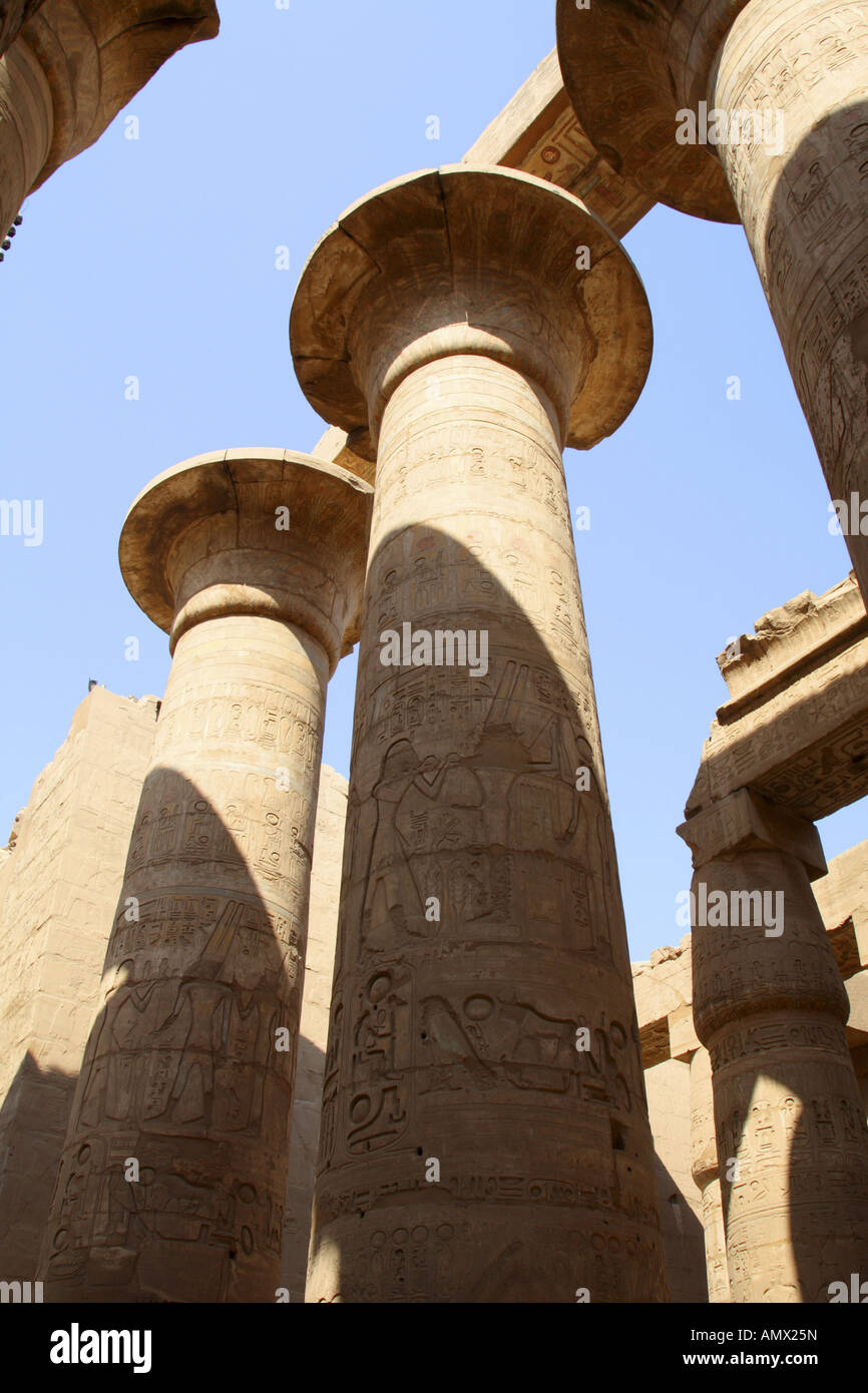Buildings columns ancient egyptian hi-res stock photography and images ...