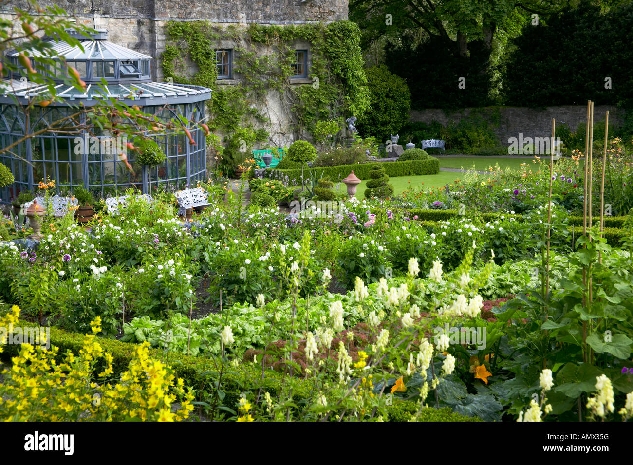 Gardens of glenveagh castle hi-res stock photography and images - Alamy