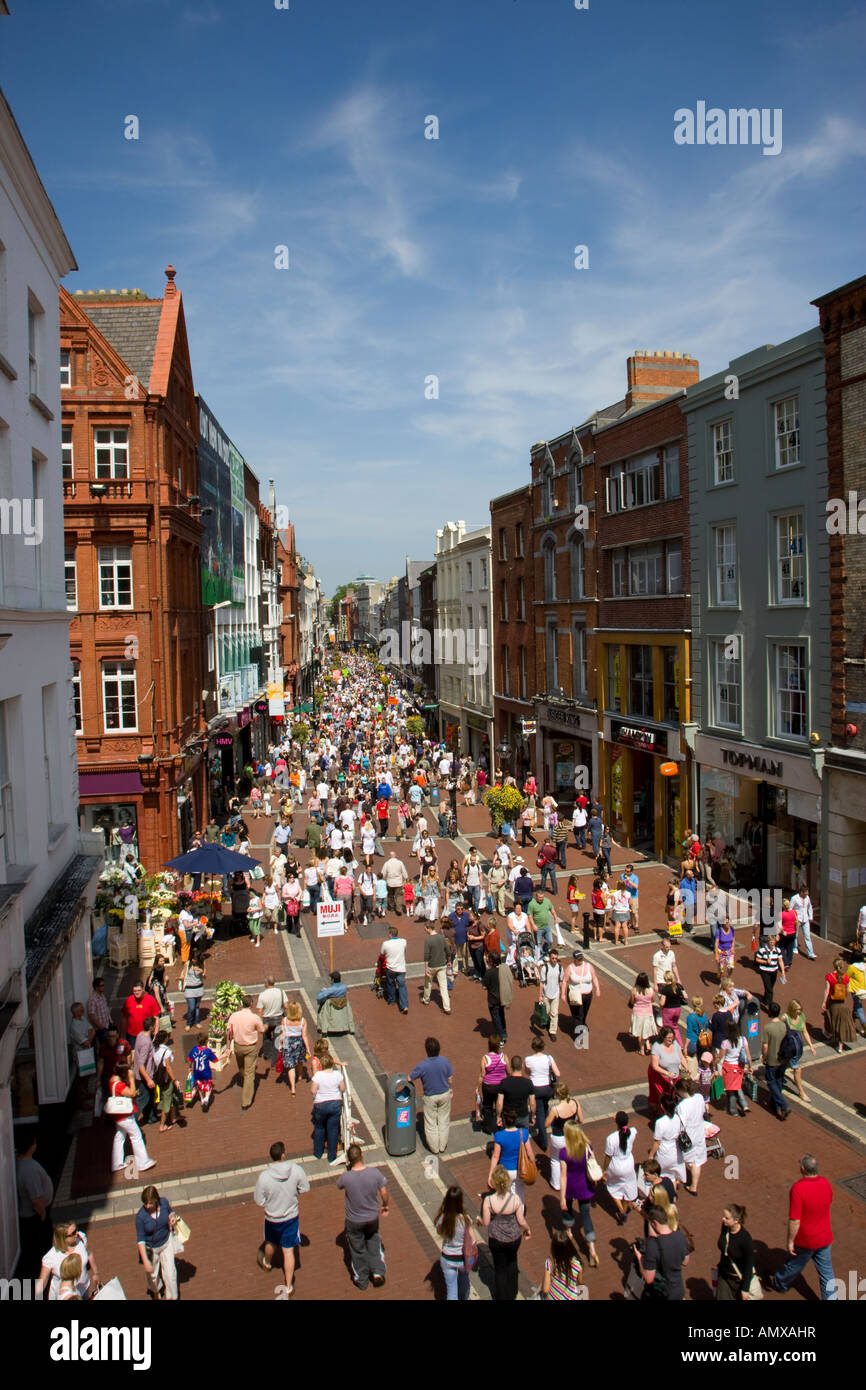 Birds eye view busy street hi-res stock photography and images - Alamy
