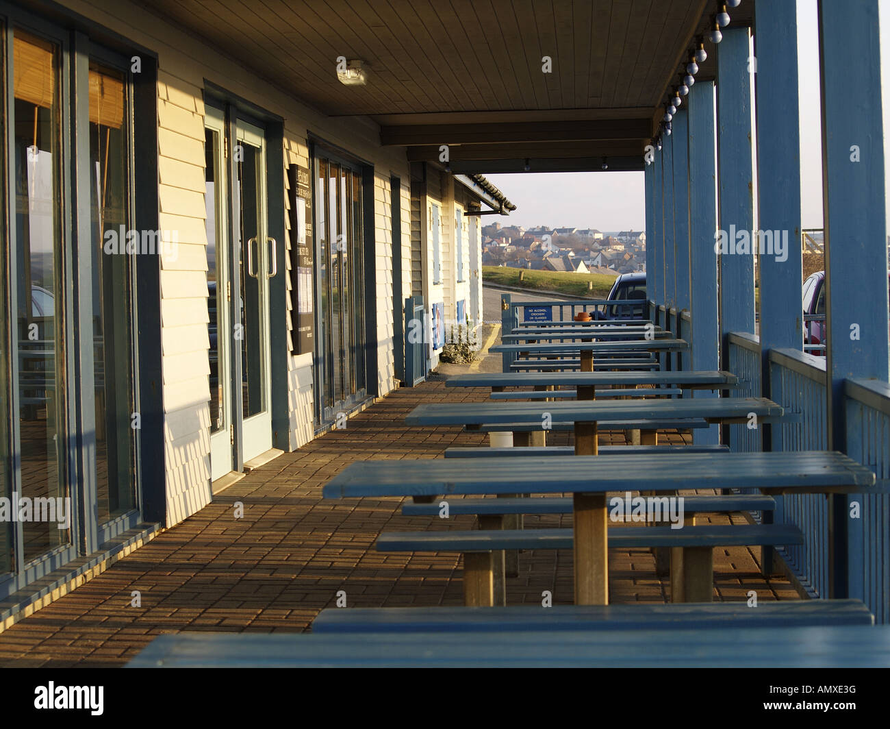 Table bench veranda tables hi-res stock photography and images - Alamy