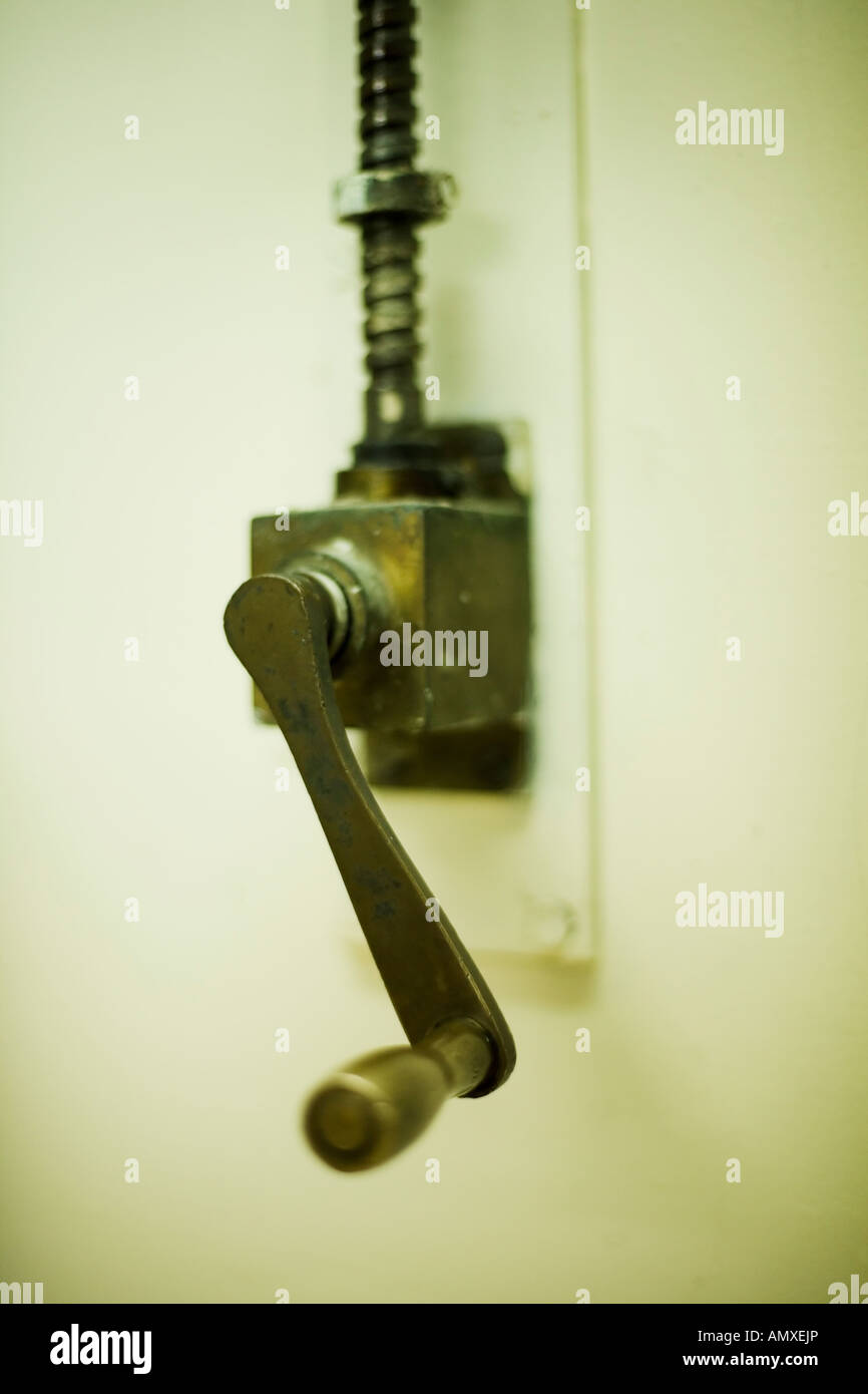 Turn handle hi-res stock photography and images - Alamy
