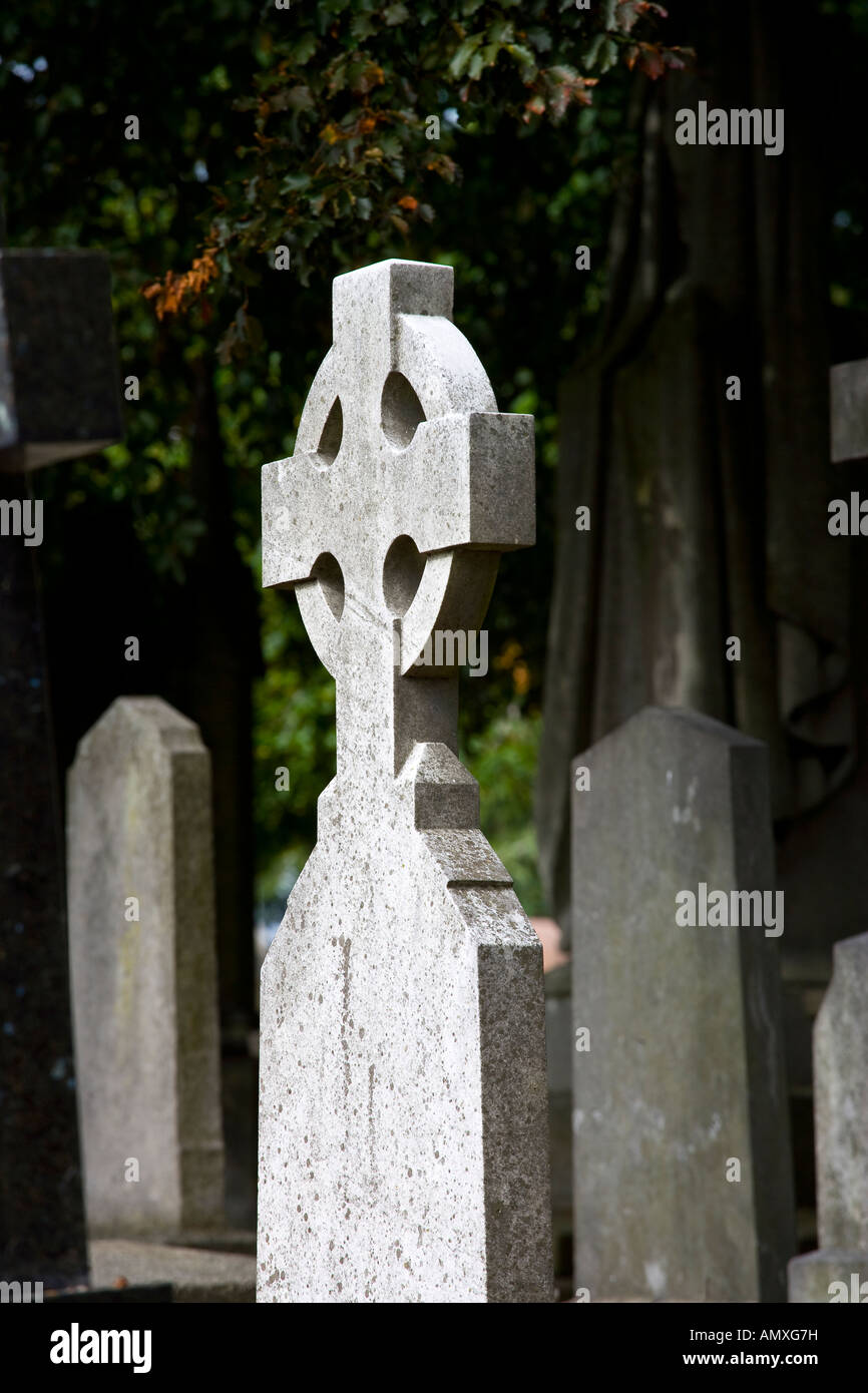 Old headstone isolated hi-res stock photography and images - Alamy