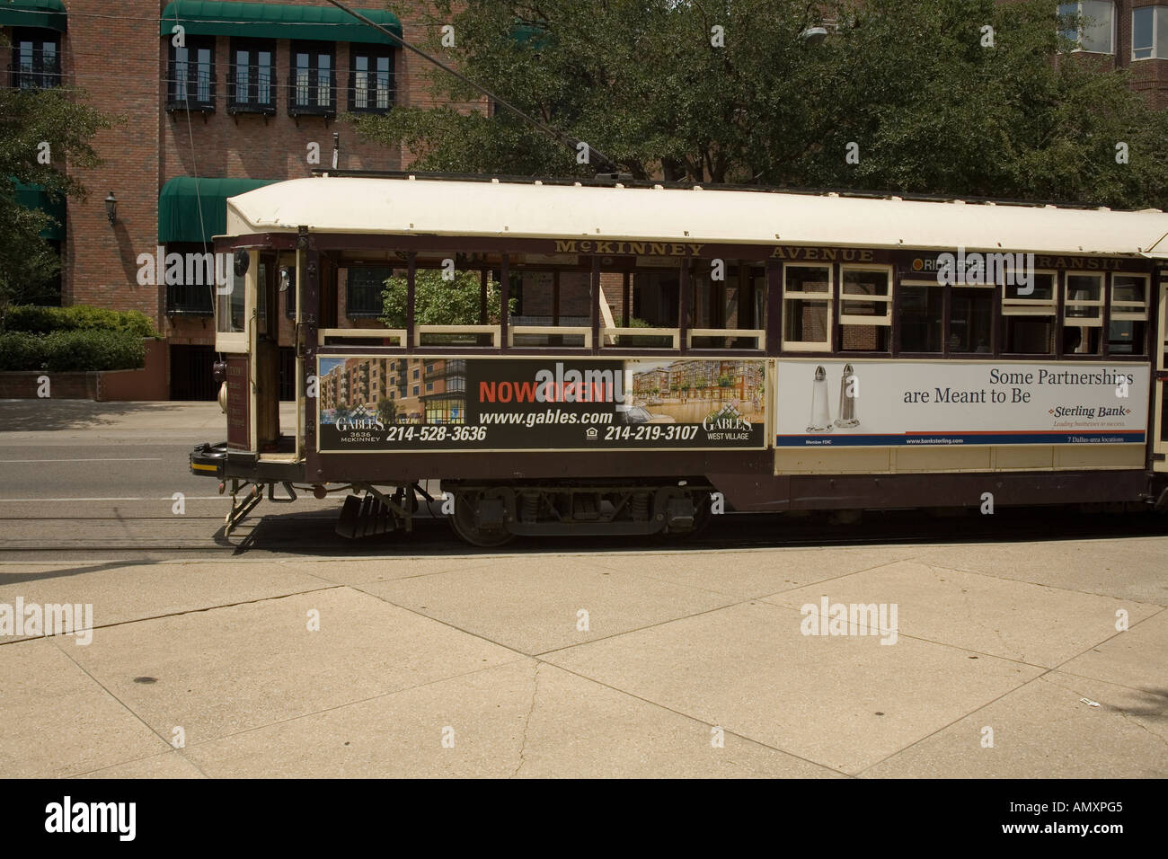 Historic shuttle bus or tram in Dallas Texas Stock Photo - Alamy
