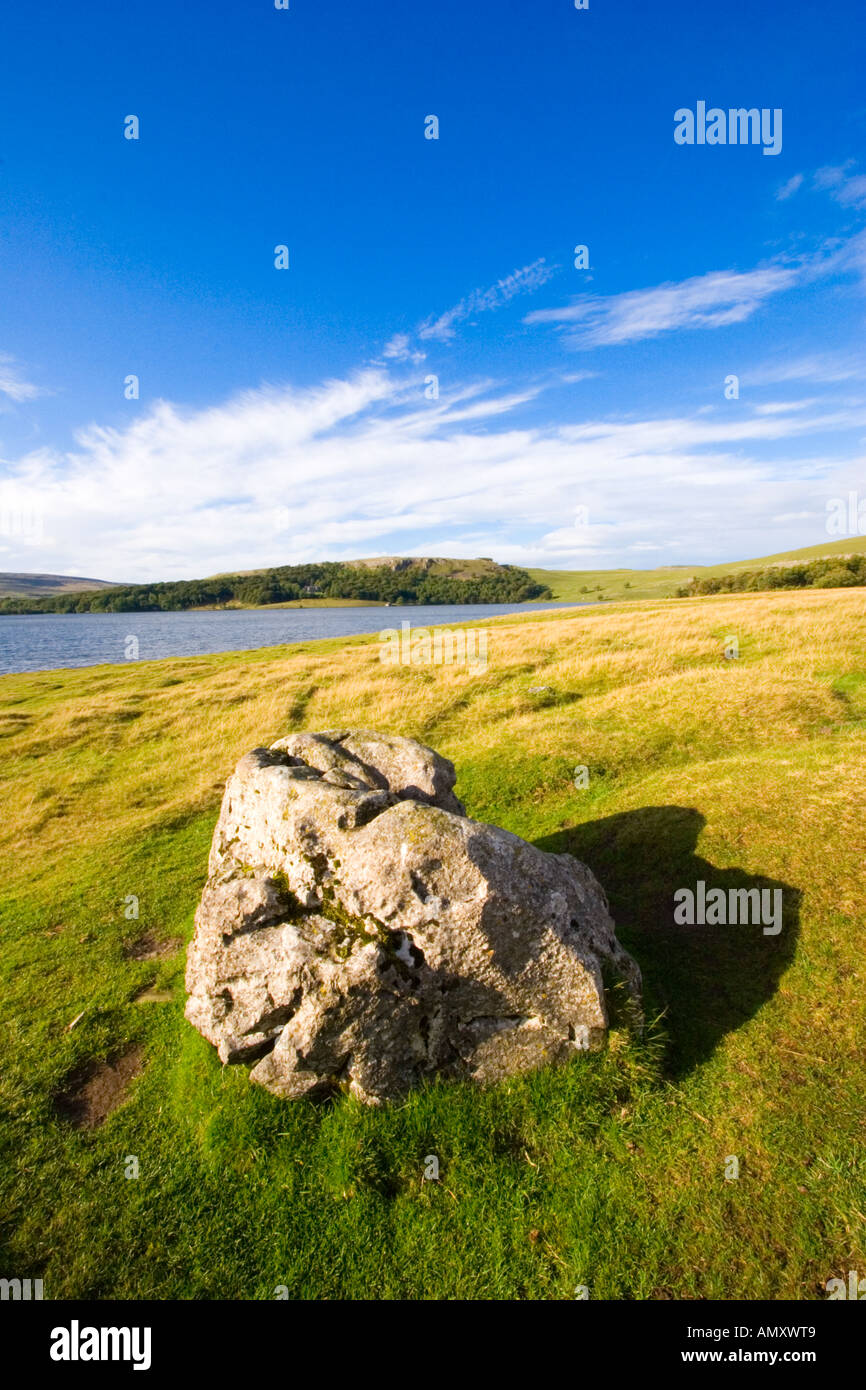 Big boulder shown hi-res stock photography and images - Alamy