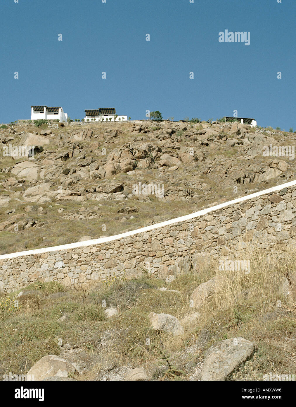 Traditional clifftop houses mykonos hi-res stock photography and images ...