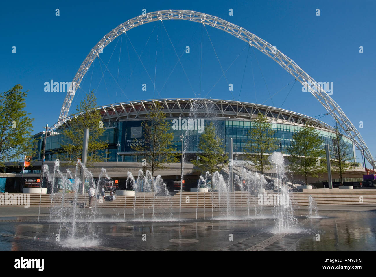 Fountains in front of stadium, Wembley Stadium, Wembley, London ...