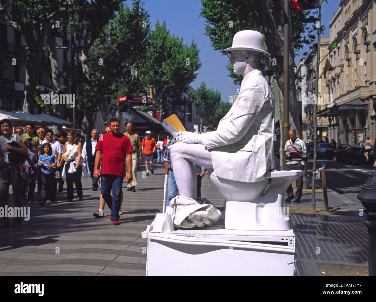 Street Performer Barcelona Spain Stock Photo - Alamy