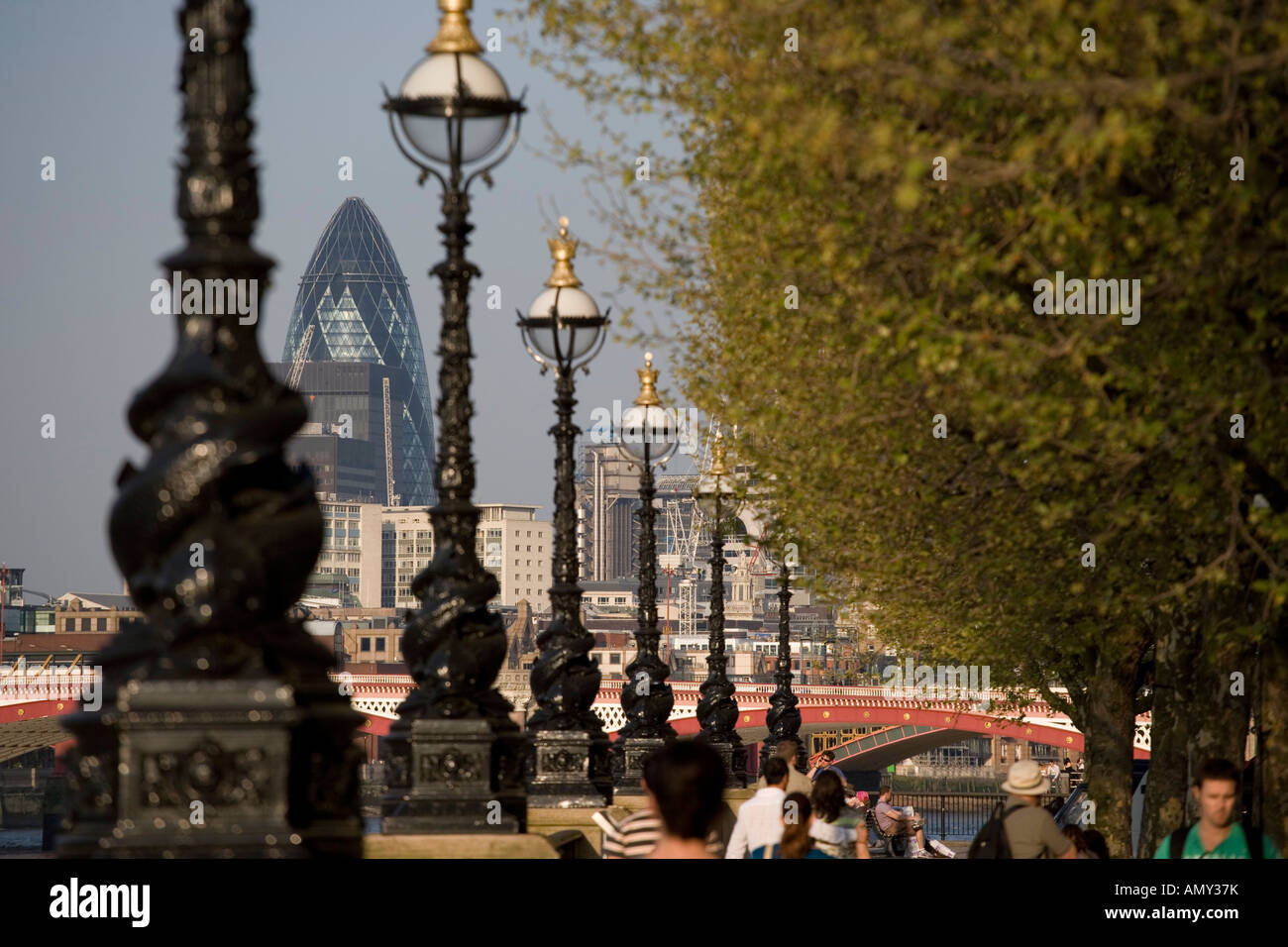 Row london england hi-res stock photography and images - Alamy
