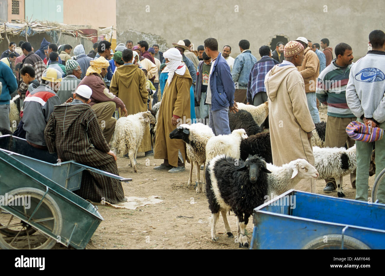 Morocco erfoud market hi-res stock photography and images - Alamy